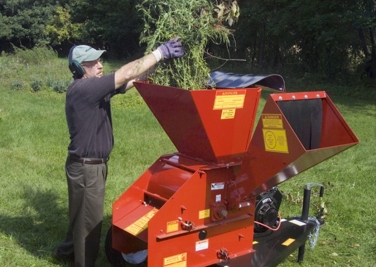 Commercial Shredder-Chippers: Mackissic